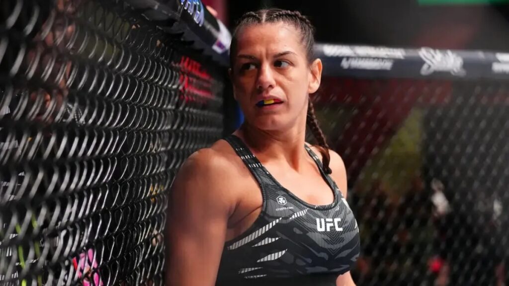 Z gymu jí vyhodili. Dnes bojovnice MMA kasíruje statisíce